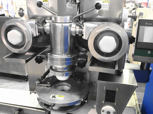 Three Hoppers Encrusting Making Machine | China Food Machine Manufacturer